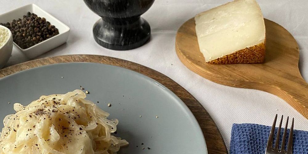 How to cook pasta cacio e pepe: the original Italian recipe | Visititaly.eu