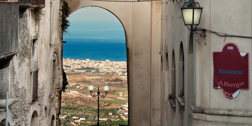 What to see in Gerace, hidden gem of Calabria | Visit Italy | Visititaly.eu